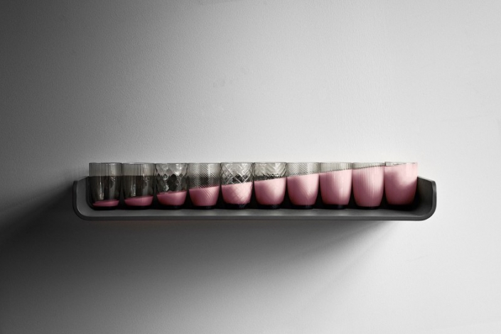 Drewniana półka ścienna Lean Bolia - Produkt - HomeSquare